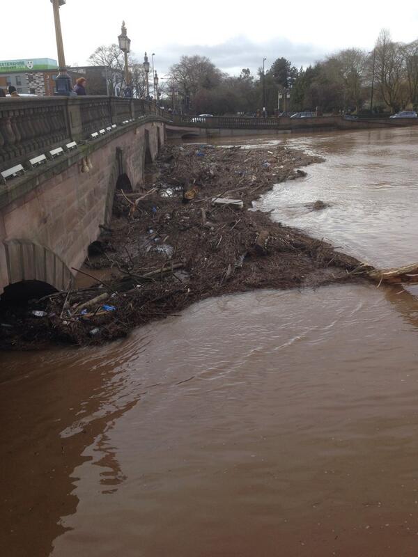Worcester Flooding - (9th February) The River Severn Bursts It's Banks ...