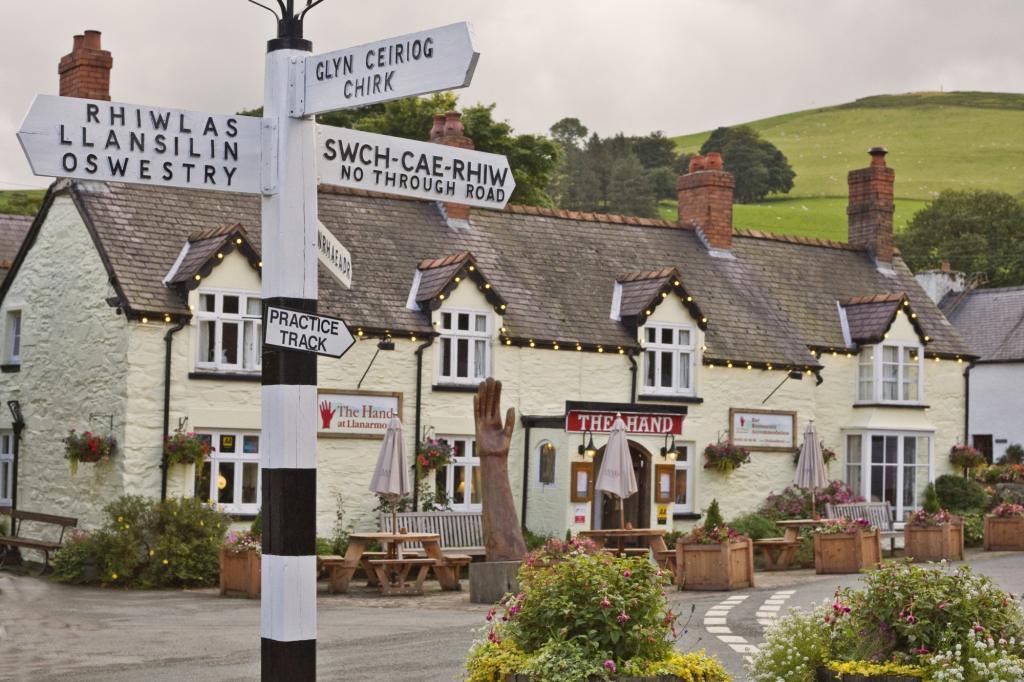 The Hand at Llanarmon (5 Day Weather Forecast For Llangollen)