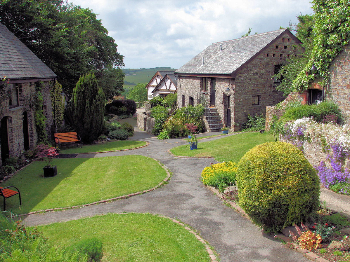 Country Ways Farm Cottages (5 Day Weather Forecast For Umberleigh)