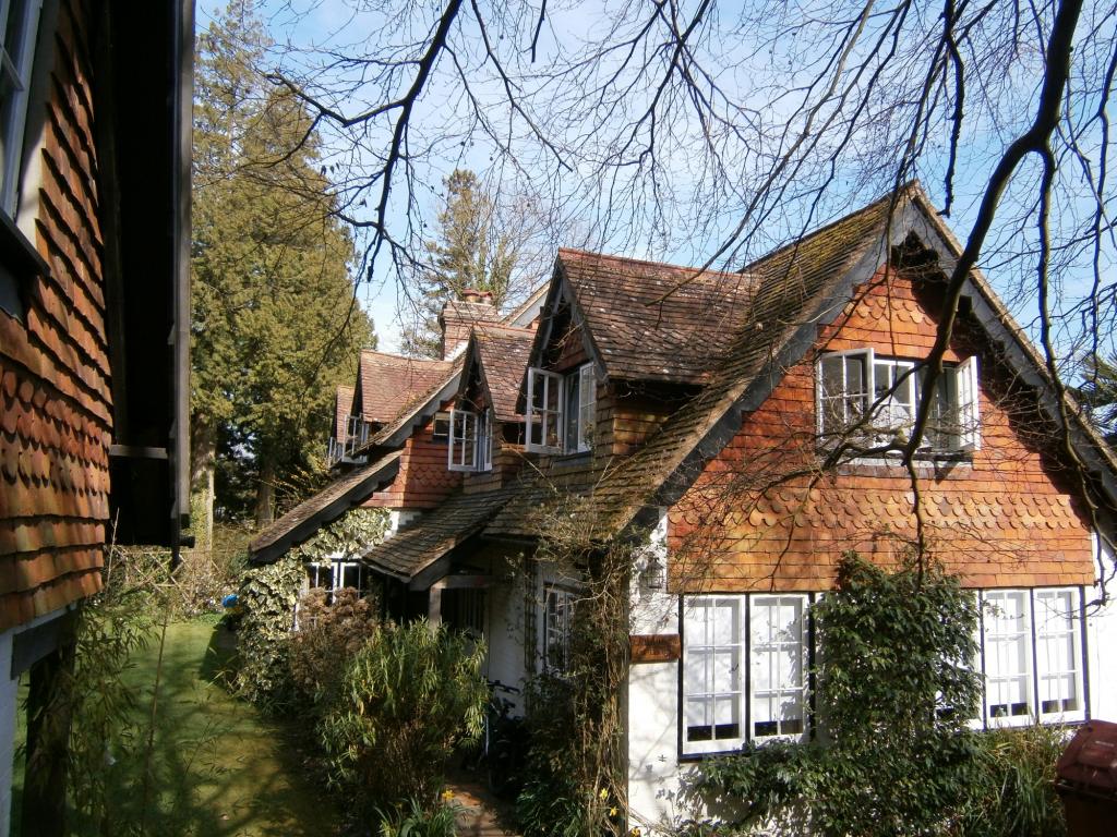 OAKHURST COTTAGE B & B. MIDHURST (5 Day Weather Forecast For Midhurst)