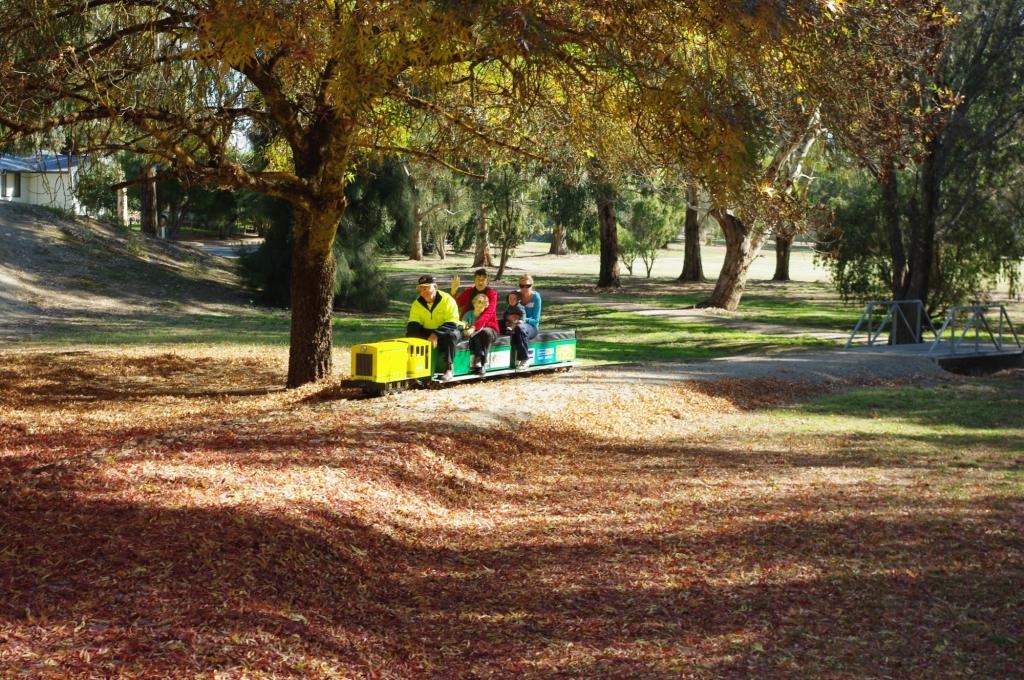 Model Railroad (7 Day Weather Forecast For Clare)